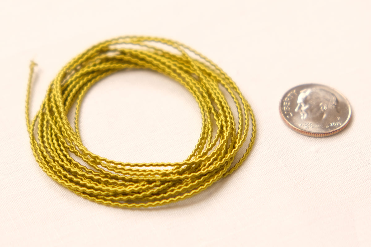 Silk Serpentine Gimp - Thistle Threads