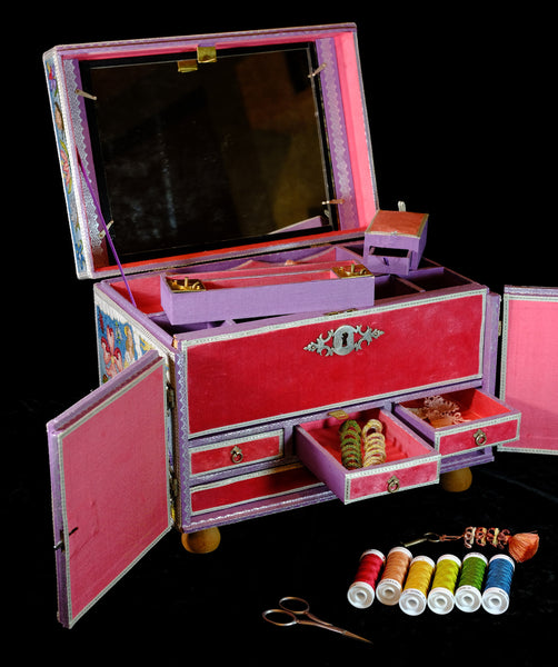 Double Casket with Five Senses Design – Thistle Threads